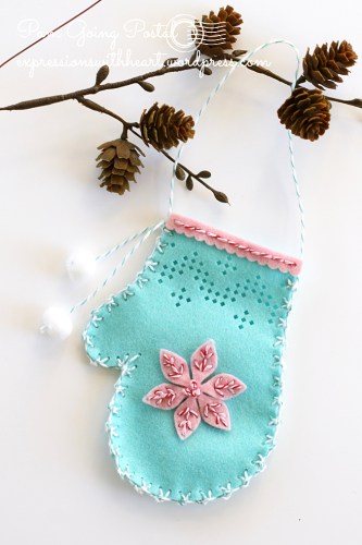 Memory Box Plush Bundled Snowman, Mitten and a TIP!